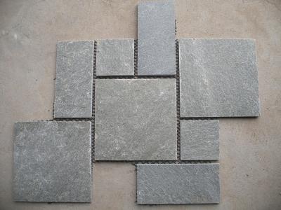 China Grey Riven Slate Flagstone Patio Natural Slate Paving Stone 406x508mm 15-20mm Thick for sale