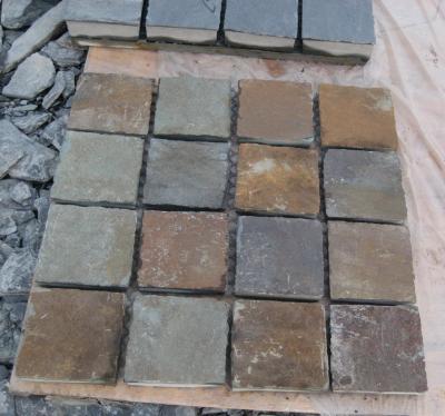China Rusty Split Face Slate Flagstone Driveway Natural Paving Stone 400x400x30mm for sale