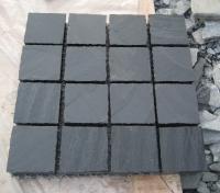 China Black Riven Slate Flagstone Patio Stone 400x400mm Natural Charcoal Paving for Driveway for sale