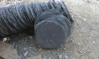 China Natural Black Slate Stepping Stones Round Garden Pavers 30-60cm CE Certified for sale