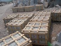 China Natural Yellow Oyster Slate Quartzite Paving Stone 60x60cm Tumbled Patio Pavers for sale