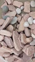 China Natural Pink Sandstone Tumbled Stone Decorative Wall Floor Stone 5-10cm for sale
