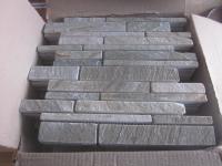 China Natural Oyster Stone Mosaic Tile 305x305mm Wall Floor Mosaic Yellow Quartzite for sale