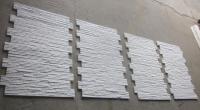 China Snow White Quartzite Waterfall Ledgestone Thin Stone Veneer 600x150mm Wall Panel for sale