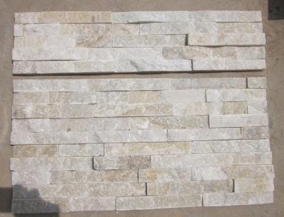 China Off White Quartzite Stacked Stone Veneer 600x150mm Natural Split Wall Cladding for sale