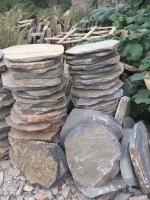 China Multicolor Slate Stepping Stones 30x30cm Natural Stone Pavers for Garden Landscaping for sale