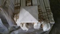 China Guangxi White Marble Column Cap Wall Coping Stone 500x500mm Custom Size for sale