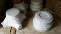China Marble Column Top and Base, Guangxi White Marble Roman Column Cap Ionic Column Plinth for sale