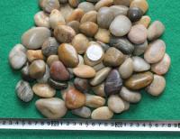 China Natural Polished Pebble Stones 3-5cm Multicolor River Cobbles for Landscaping Decoration for sale
