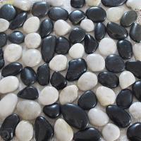 China White Mixed Black Pebble Mosaic 30x30cm Polished Cobble Stone on Mesh River Stone Sheet for sale