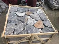 China New Yellow Quartzite Random Flagstone 2.5-3.5cm Natural Paving Stone for sale