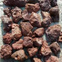 China Red Lava Stone Pebbles 2.5-3.5cm Natural Basalt Rock for Wall Cladding for sale