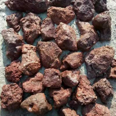 China Red Lava Stone Pebbles 2.5-3.5cm Natural Basalt Rock for Wall Cladding for sale