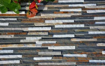 China White Quartzite Multicolor Slate Mini Stacked Stone Waterfall Ledgestone 600x150mm Real Stone Cladding for sale