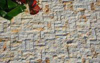 China Golden Yellow Marble Mosaic 305x305mm Natural Stone Wall Tile for Interior Decor for sale