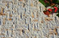 China Golden Yellow Marble Mosaic 305x305mm Natural Stone Wall Tile for Interior Decor for sale