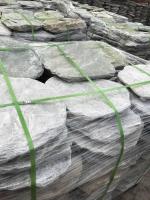 China Green Slate Round Stepping Stones 30x30cm Natural Stone Pavers for Garden Landscaping for sale