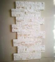 China Cream Quartzite Thin Stone Veneer 18x35cm S Cut Ledgestone for Wall Cladding for sale