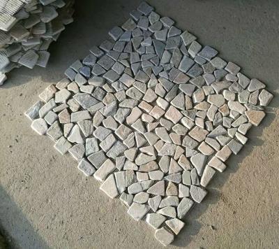 China Oyster Quartzite Pebble Mosaic 305x305mm Natural Stone Wall Tile for Interior Decor for sale