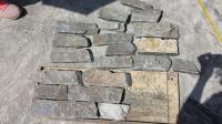 China Mixed Colors Quartzite Field Stone Veneer 2-3.5cm Natural Loose Ledgestone Wall Cladding for sale