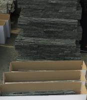 China Black Quartzite Mini Stacked Stone Veneer 600x150mm Natural Split Face Cladding for sale