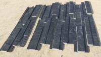China Black Slate 3D Stone Wall Panels 600x150mm Split Face Stone Veneer for Indoor Outdoor Wall Cladding for sale