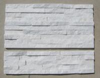 China Snow White Quartzite Stacked Stone Veneer 600x150mm Natural Split Wall Cladding for sale
