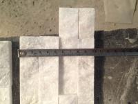 China Snow White Quartzite Thin Stone Veneer 40x10cm Natural Stacked Stone Cladding for sale