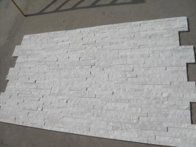 China Snow White Quartzite Thin Stone Veneer 40x10cm Natural Stacked Stone Cladding for sale