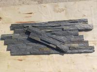 China Iron Rust Slate Stacked Stone Veneer 600x150mm Natural Split Wall Cladding for sale