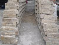 China Sesame Yellow Granite Ledger Panel 180x350x15-20mm Natural Split Stone Veneer for Wall Cladding for sale