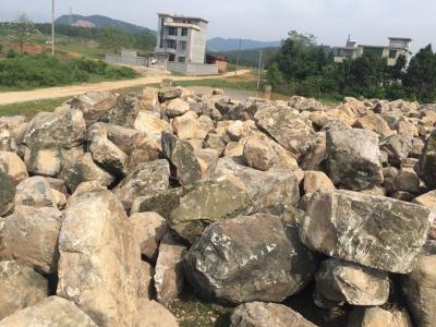 China Natural Garden Boulders Multicolor Granite Rocks Landscaping Stone 30-50cm Decorative Yard Stone for sale