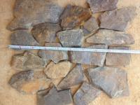 China Iron Rust Sandstone Random Flagstone Natural Irregular Pavers 10-35cm 2-3.5cm for sale