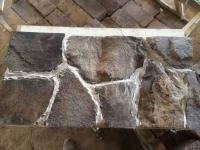 China Iron Rust Sandstone Random Flagstone Natural Irregular Pavers 10-35cm 2-3.5cm for sale