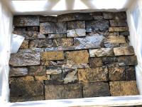 China Iron Rust Sandstone Wall Tiles Natural Retaining Wall Stone 10-30cm Length 2-3.5cm Thickness for sale
