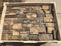 China Iron Rust Sandstone Wall Tiles Natural Retaining Wall Stone 10-30cm Length 2-3.5cm Thickness for sale