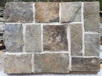 China Natural Rusty Sandstone Wall Cladding Tiles 10-30cm Rust Stacked Stone for Retaining Walls for sale