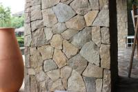 China Sesame Yellow Granite Random Flagstone 30-50cm Natural Paving Stone for Landscaping for sale