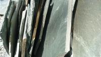 China Green Slate Random Flagstone Natural Irregular Stone 30-50cm for Walkway Driveway Patio Flooring for sale