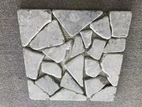 China Blue Limestone Tumbled Gravels on Mesh 500x500x25mm Flagstone Pavers for Walkway Wall Tiles for sale