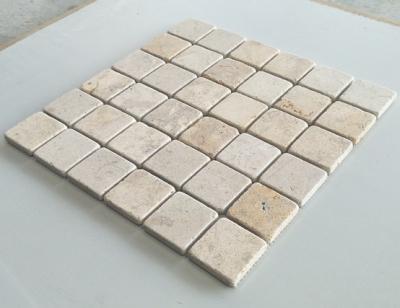 China Beige Travertine Mosaic Tile 305x305mm Natural Stone Wall Mosaic for Interior Exterior for sale