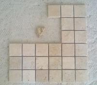 China Beige Travertine Mosaic Tile 305x305mm Natural Stone Wall Mosaic for Interior Exterior for sale