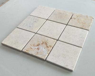 China Beige Travertine Mosaic Tile 305x305mm Natural Stone Wall Mosaic for Interior Exterior Decoration for sale