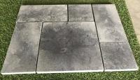 China Tumbled Blue Limestone Tiles 30mm Light Grey Patio Pavers for Walkway Flooring for sale