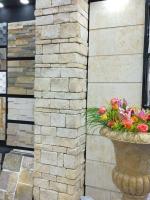 China Beige Travertine Field Stone Veneer 100-400mm Loose Ledgestone Thin Stone Wall Cladding for sale