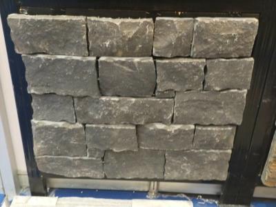 China Black Limestone Stone Veneer Steel Wire Back 50x50cm Natural Ledger Wall Cladding for sale