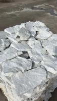 China White Marble Random Flagstone Wall Cladding Natural Split Finish 2.5-3cm Thickness for Interior Exterior for sale