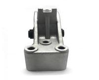 China MR403064 Car Engine Mounting Bracket For MITSUBISHI LANCER 1995-2003 for sale