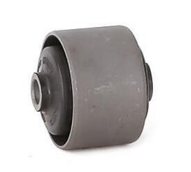 China 55045-0M000 Control Arm Bushing for Nissan Cefiro B14 1995-2000 Rubber Steel for sale