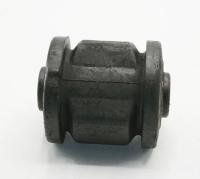 China Rear Lower Arm Bushing 48725-12460 for Toyota Camry ACV30 1988-2016 High Quality Rubber for sale